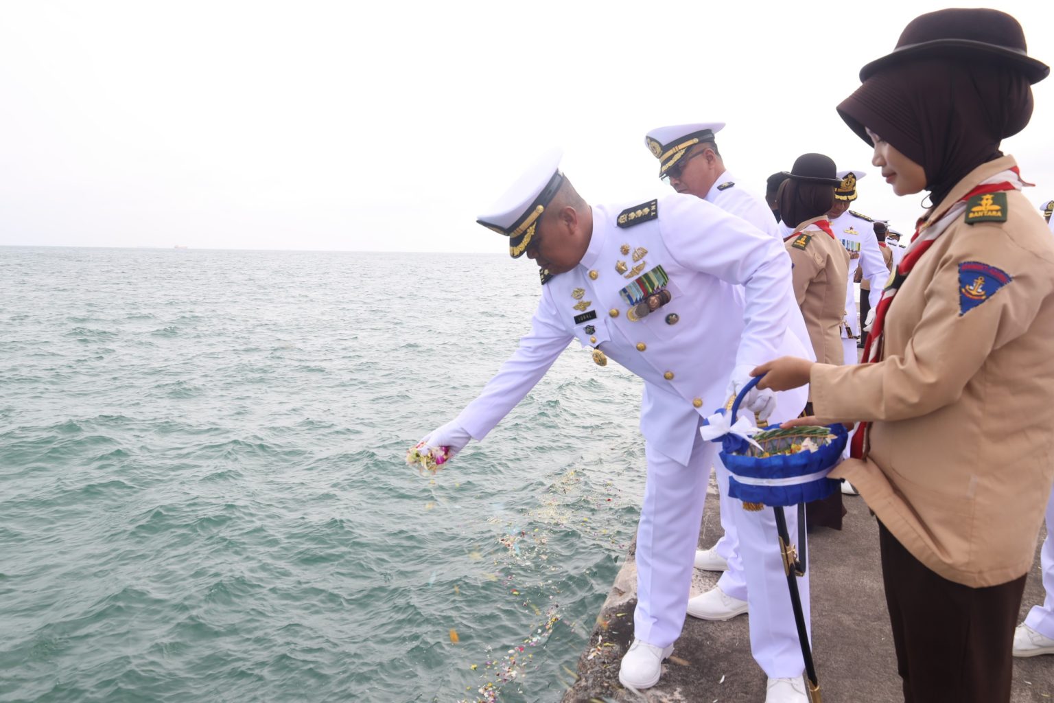 Peringati Pertempuran Laut Arafuru, TNI AL Kodaeral IV, Gelar Upacara ...